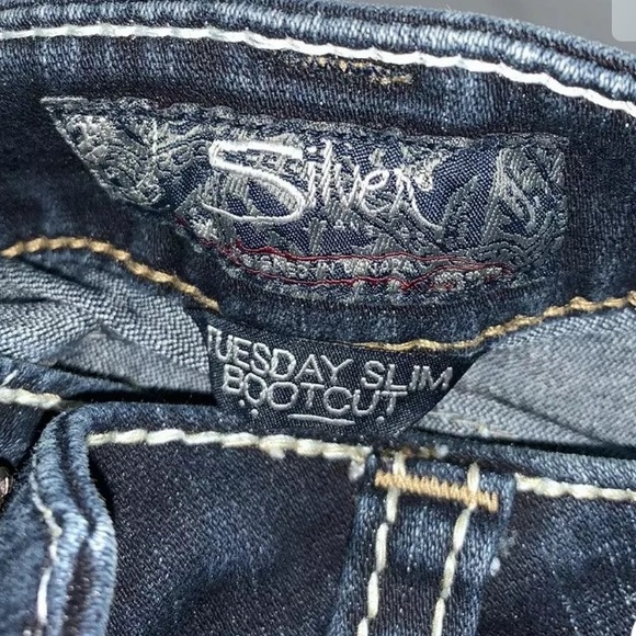 Silver Jeans | Jeans | Silver Tuesday Bootcut Slim Jeans 25 | Poshmark